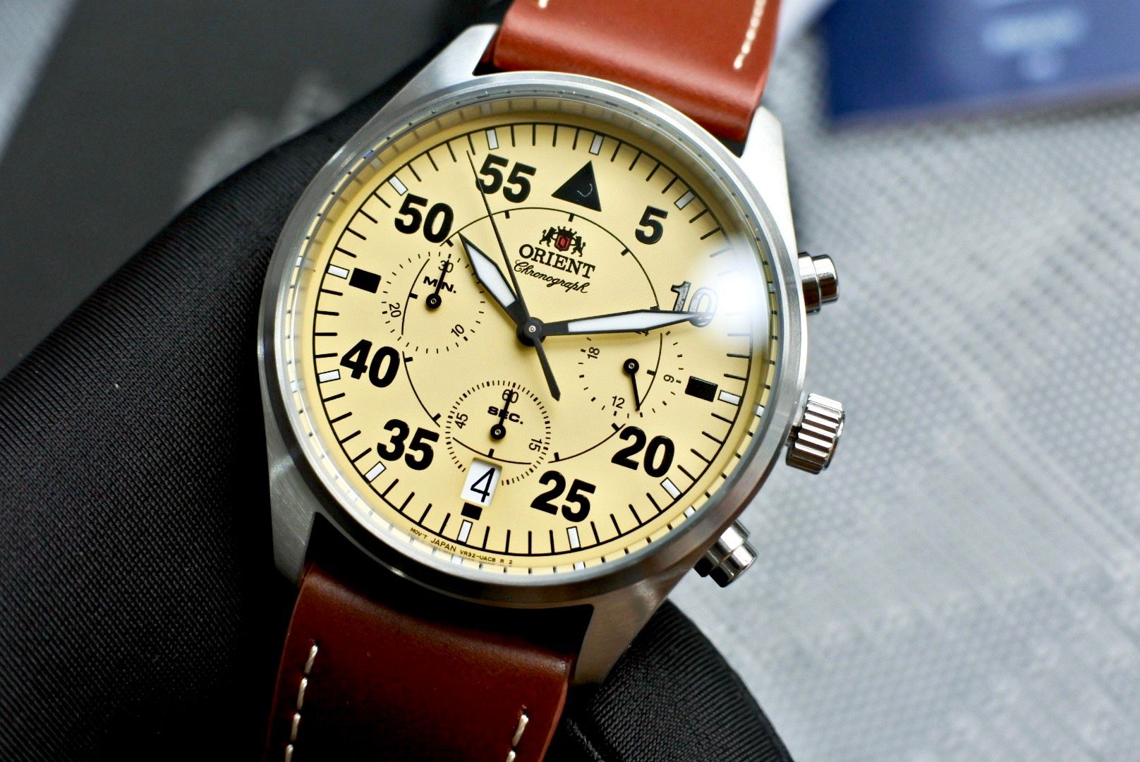 Orient Quartz RA-KY0503Y10B Chronograph - Đồng Hồ Nam – PhongWatch