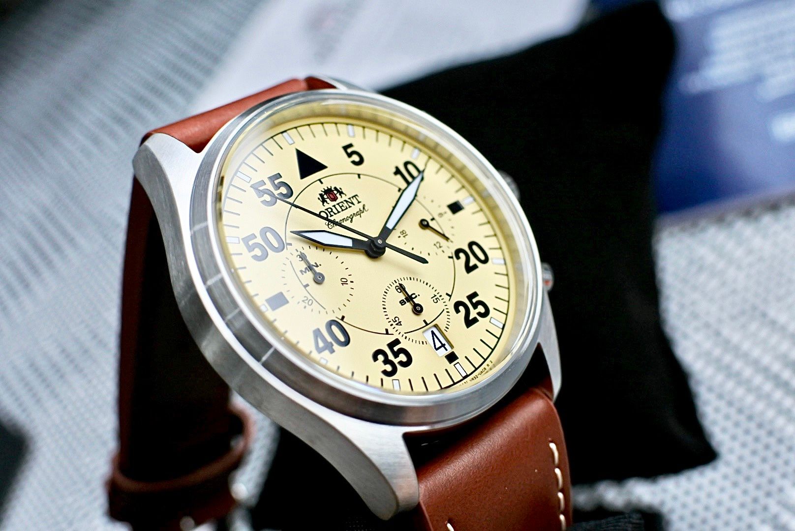 Orient Quartz RA-KY0503Y10B Chronograph - Đồng Hồ Nam – PhongWatch