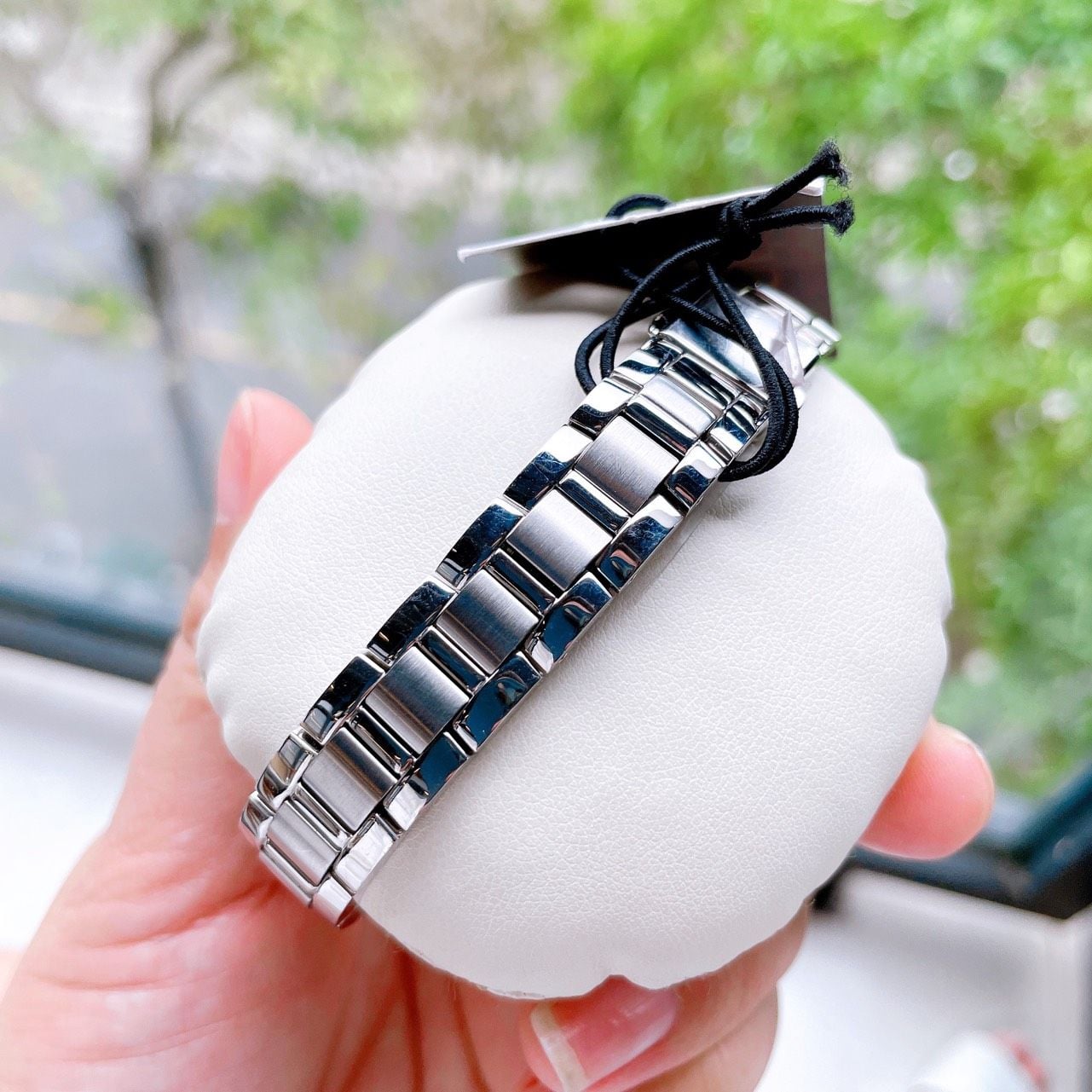 Bulova Quartz 96L285 Sutton Quartz Silver Dial Sver Tone - Đồng Hồ Nữ ...