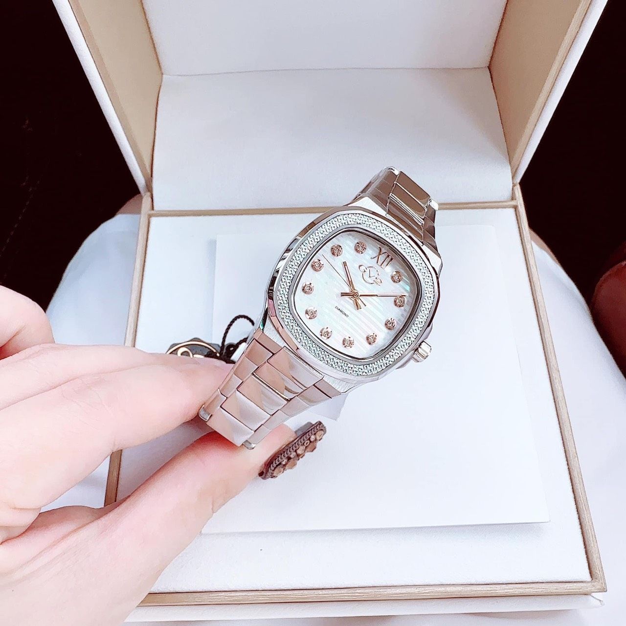 GV2 by Gevril Quartz 18201B Potente Diamond MOP Dial Swiss - Đồng Hồ N ...