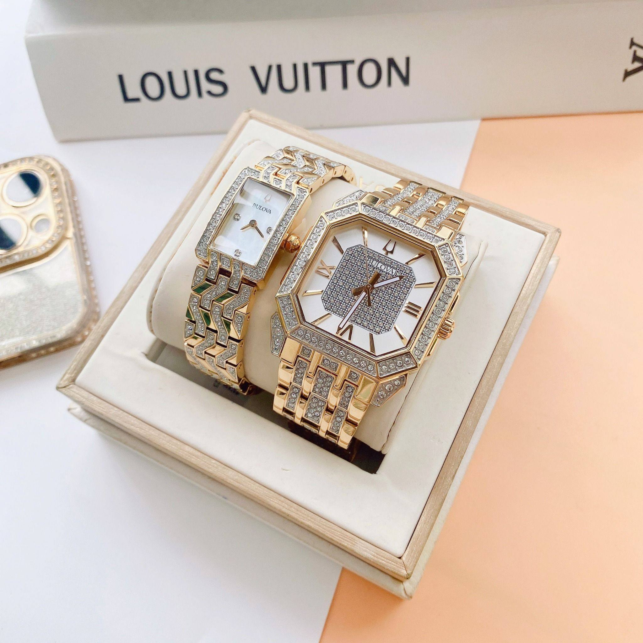 Bulova Quartz 98A295 ( Nam ) - 98L301 ( Nữ ) - Đồng Hồ Cặp – PhongWatch