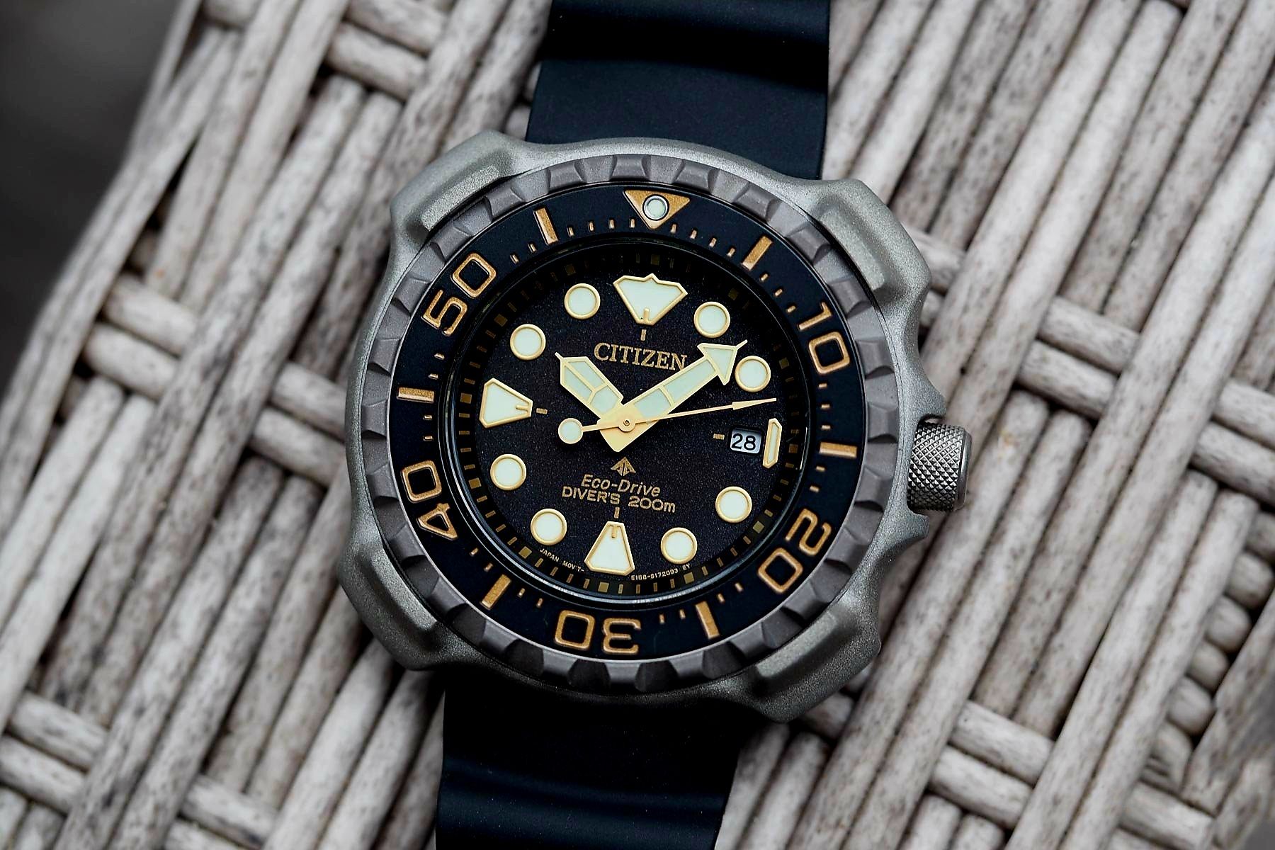 Citizen Eco-Drive BN0220-16E Promaster Supper Titanium Gray Diver ...