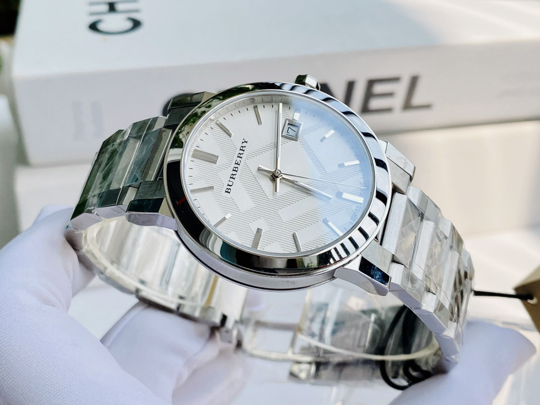 Burberry Quartz BU9037 - Đồng Hồ Nam - Chính Hãng Giá Tốt – PhongWatch