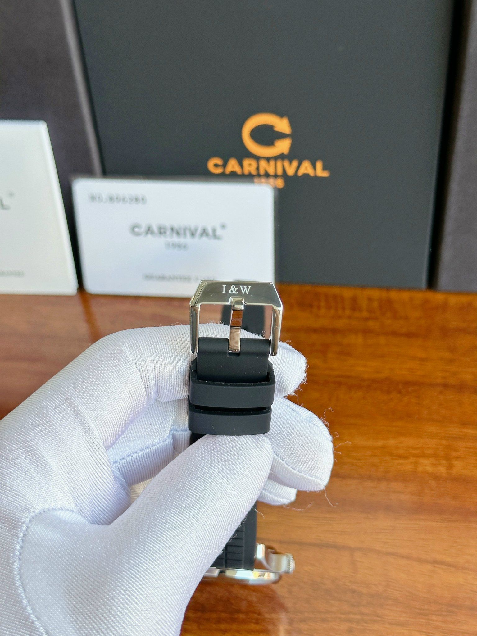 Carnival Aquanus 8113G-VT-DCS-XL ( 8113G ) - Đồng Hồ Nam – PhongWatch