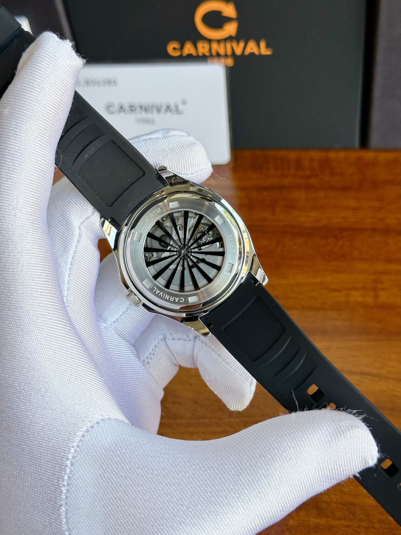 Carnival Aquanus 8113G-VT-DCS-XL ( 8113G ) - Đồng Hồ Nam – PhongWatch