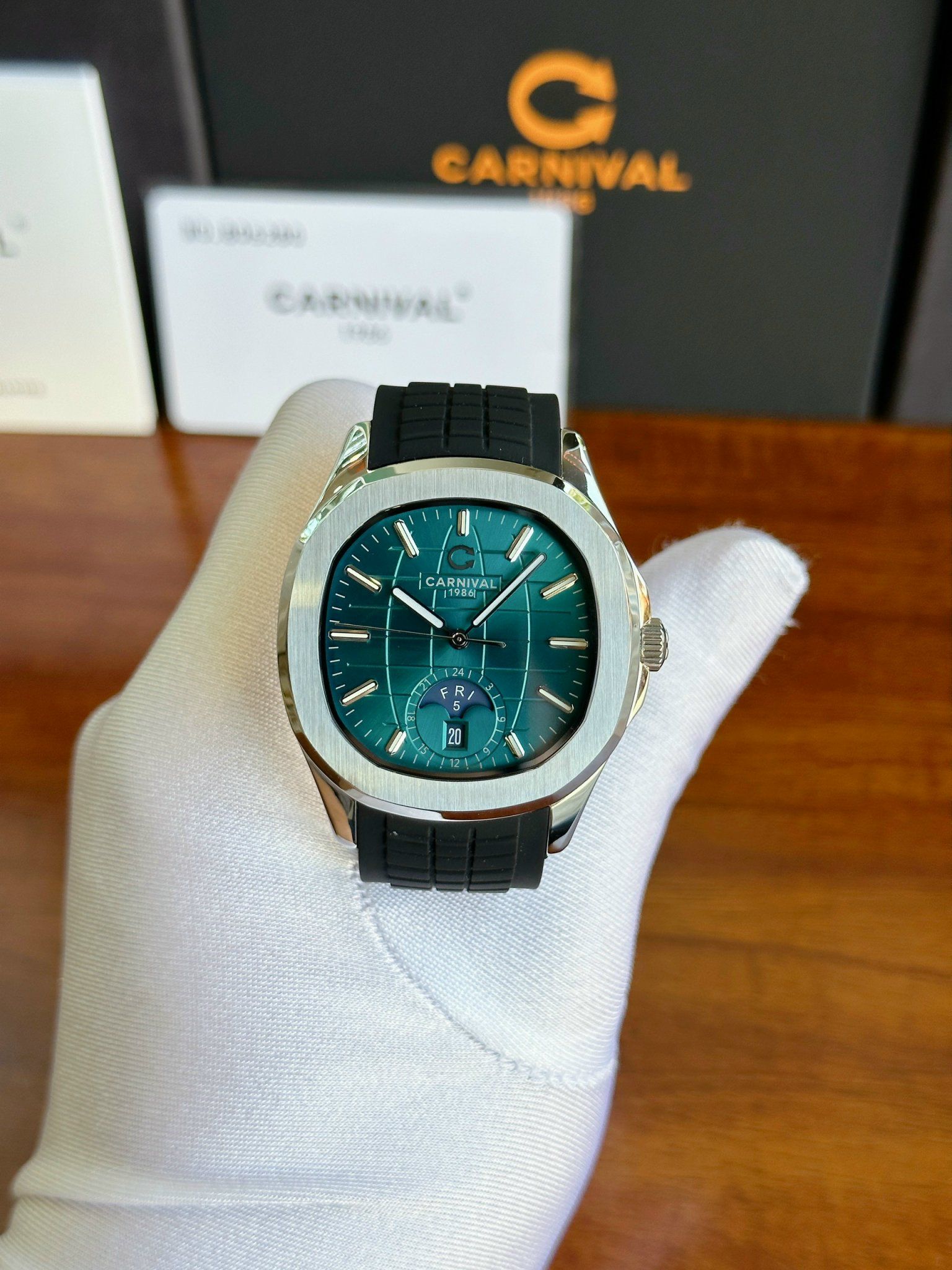 Carnival Aquanus 8113G-VT-DCS-XL ( 8113G ) - Đồng Hồ Nam – PhongWatch