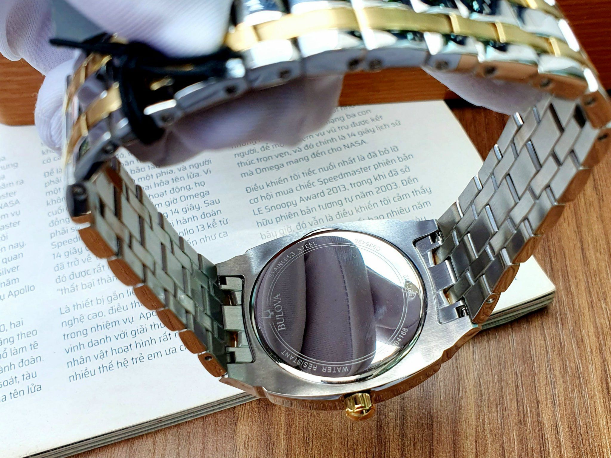 Bulova Quartz 98C142 - Chính Hãng Giá Tốt – PhongWatch