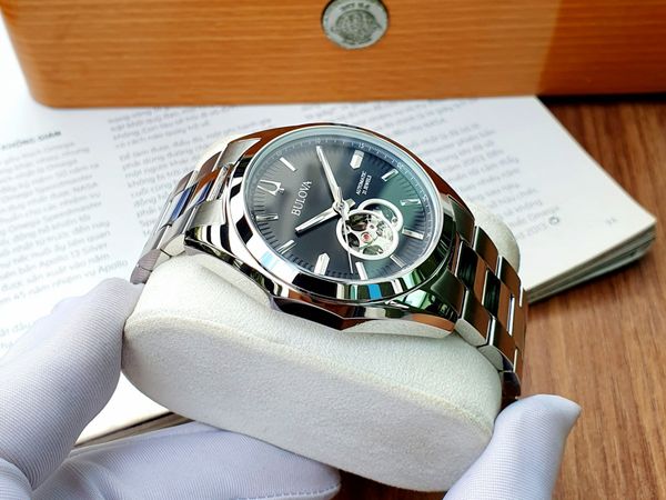 Bulova Surveyor Automatic 96A270 - Đồng Hồ Nam – PhongWatch