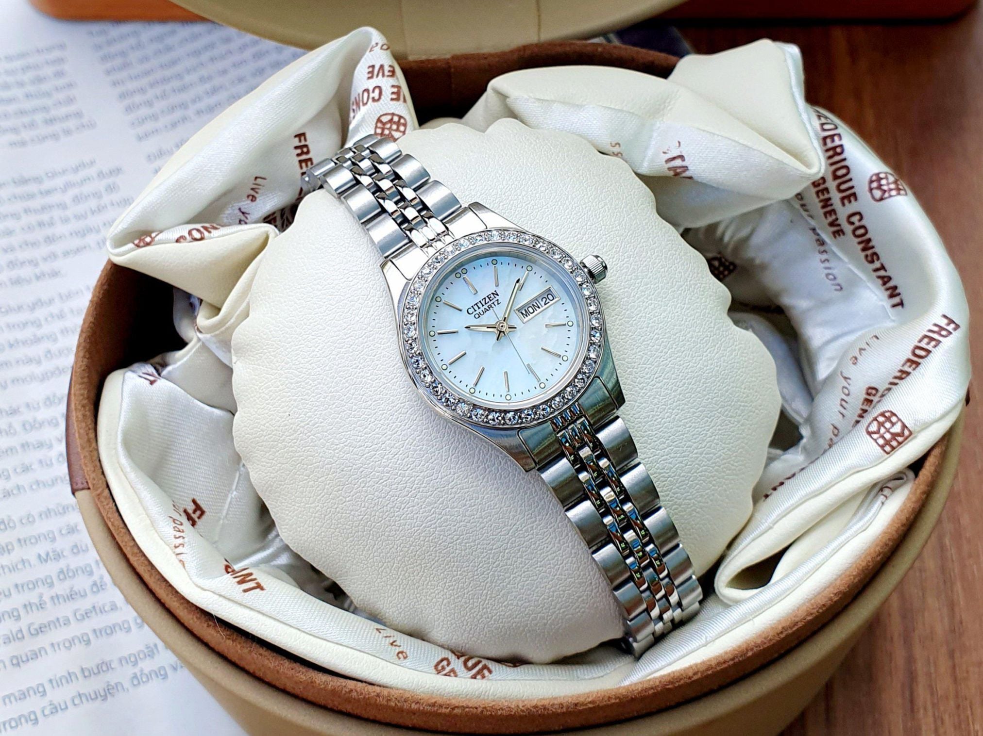 Citizen Quartz EQ0530-51N - Đồng Hồ Nữ – PhongWatch