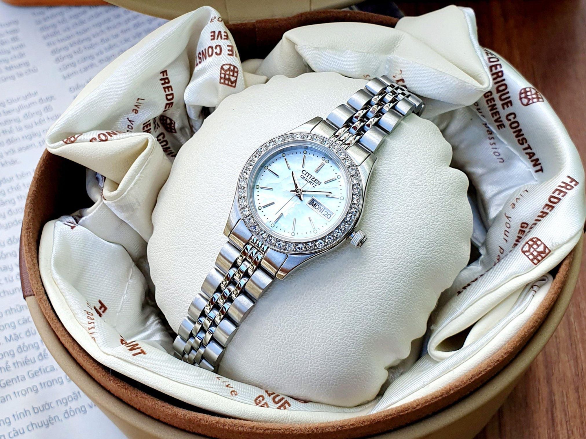 Citizen Quartz EQ0530-51N - Đồng Hồ Nữ – PhongWatch