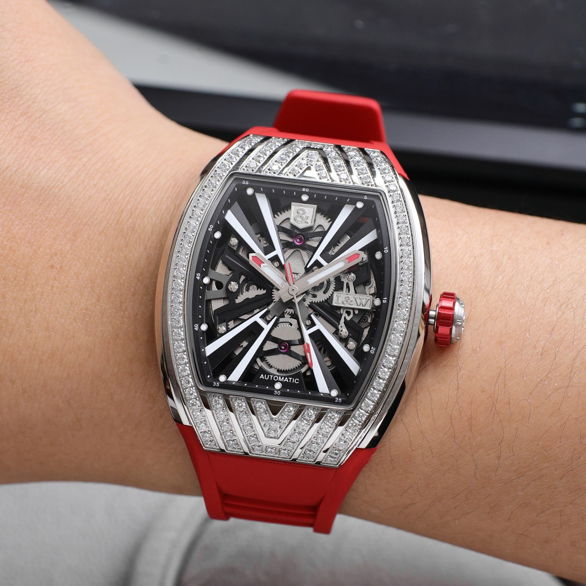 CARNIVAL I&W 765G-VT-DCS-ĐỎ ( 765G ) - Đồng Hồ Nam – PhongWatch