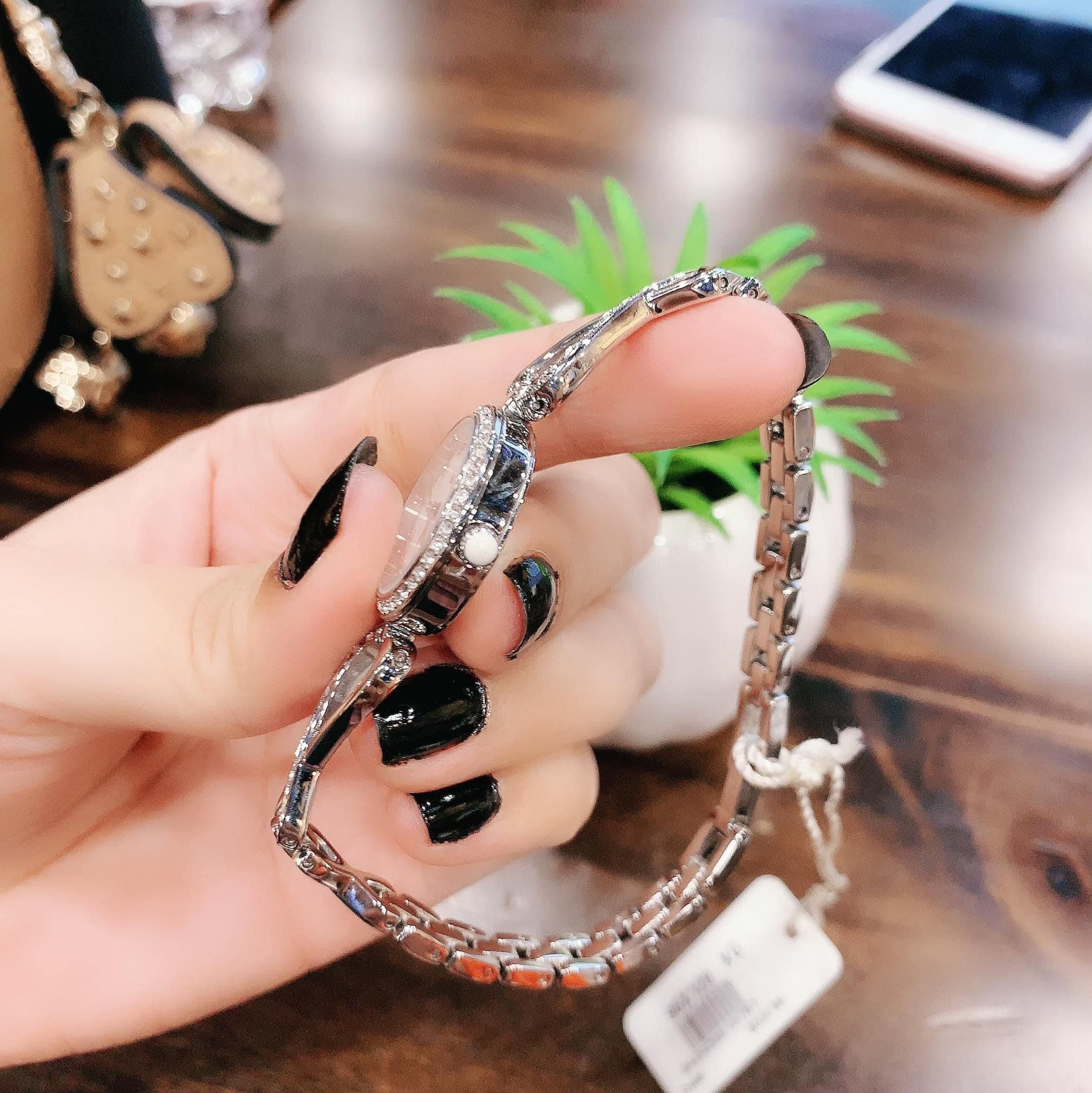 Bulova Quartz 96X129 - Đồng Hồ Nữ – PhongWatch