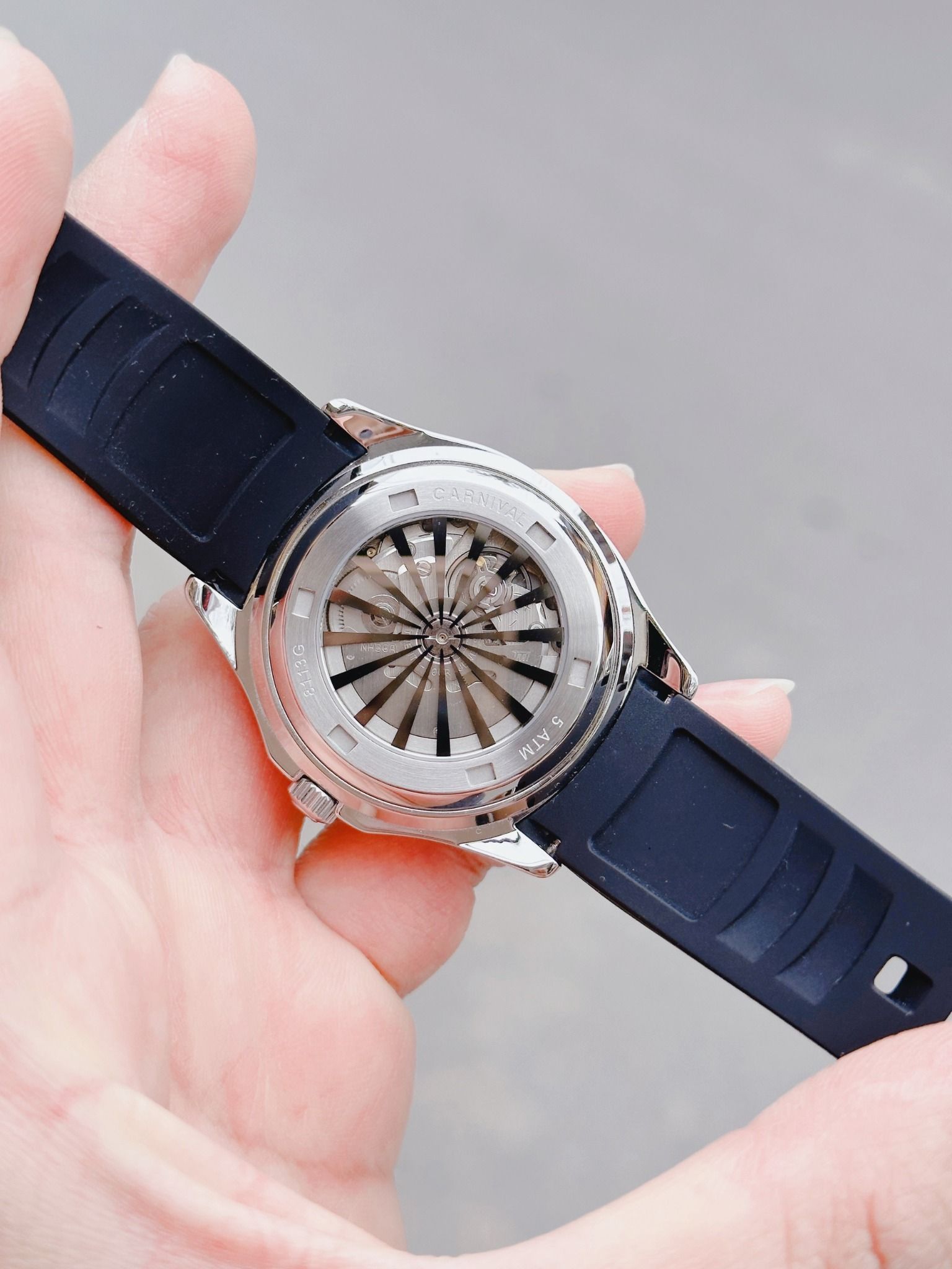 Carnival Aquanus 8113G-VT-DCS-T ( 8113G ) - Đồng Hồ Nam – PhongWatch