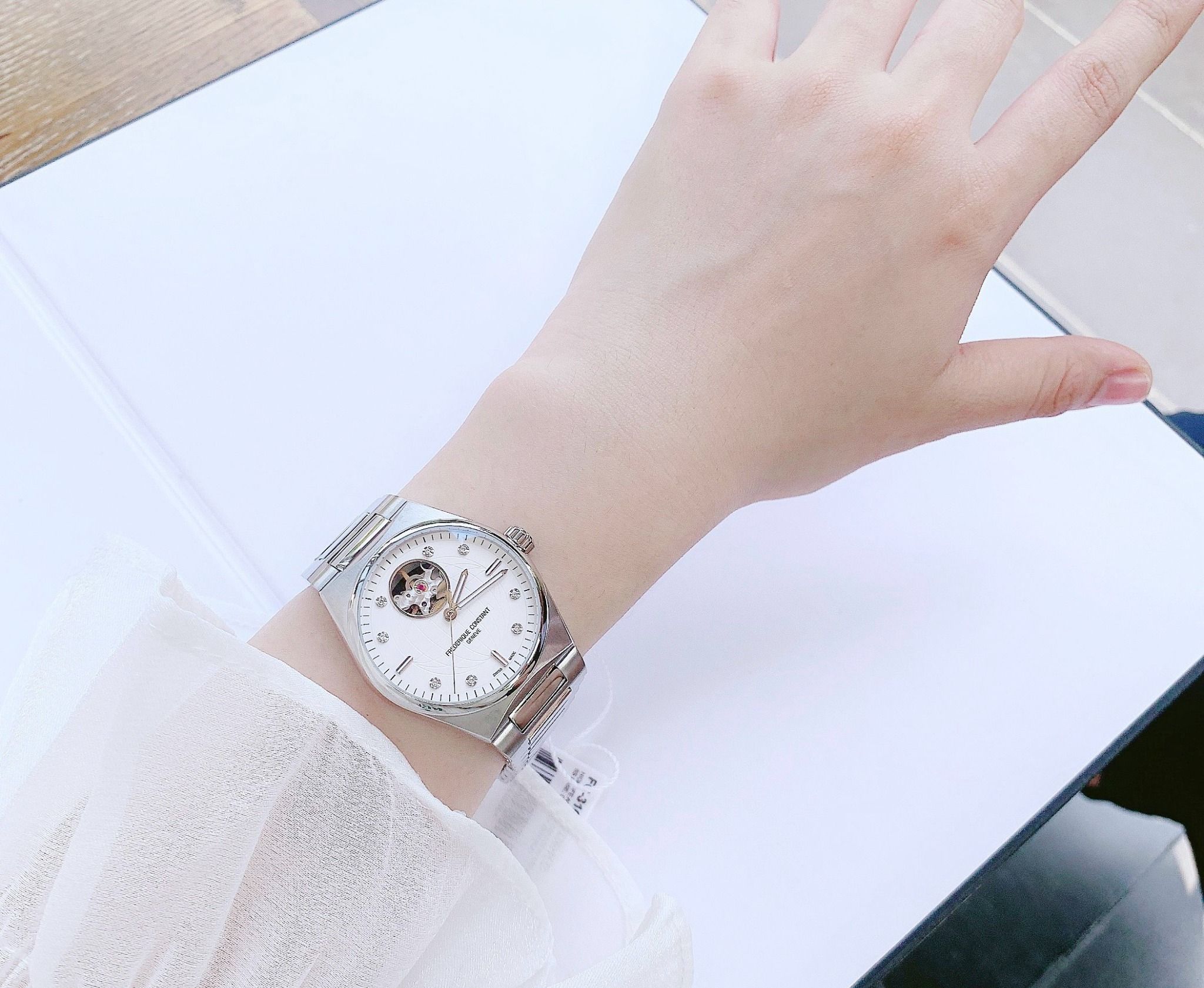 Frederique Constant Highlife Ladies Heart Beat FC-310SD2NH6B ( 310SD2N ...