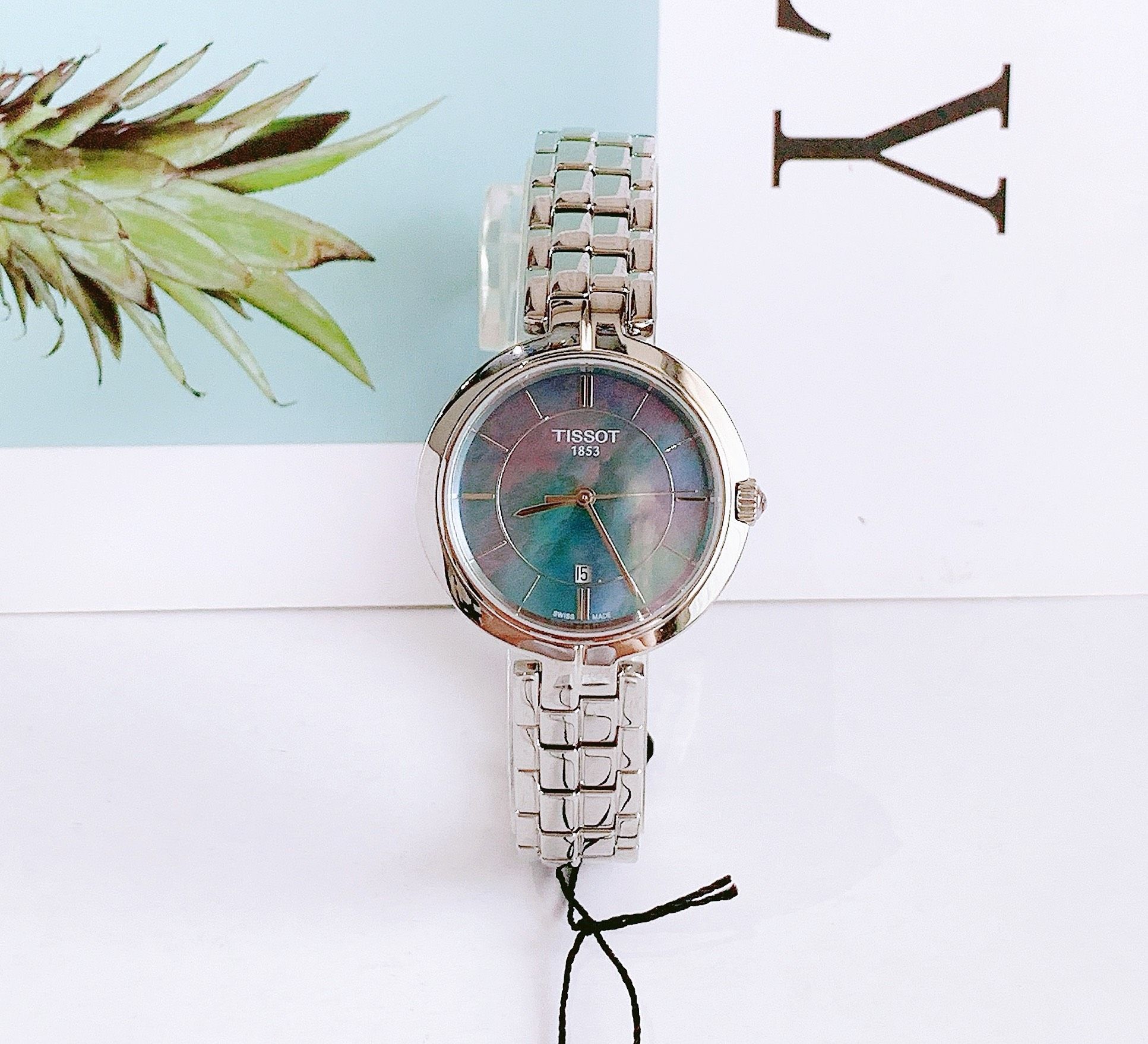 Tissot Quartz T094.210.11.121.00 Flamingo Black Mother of Pearl Dial S – PhongWatch