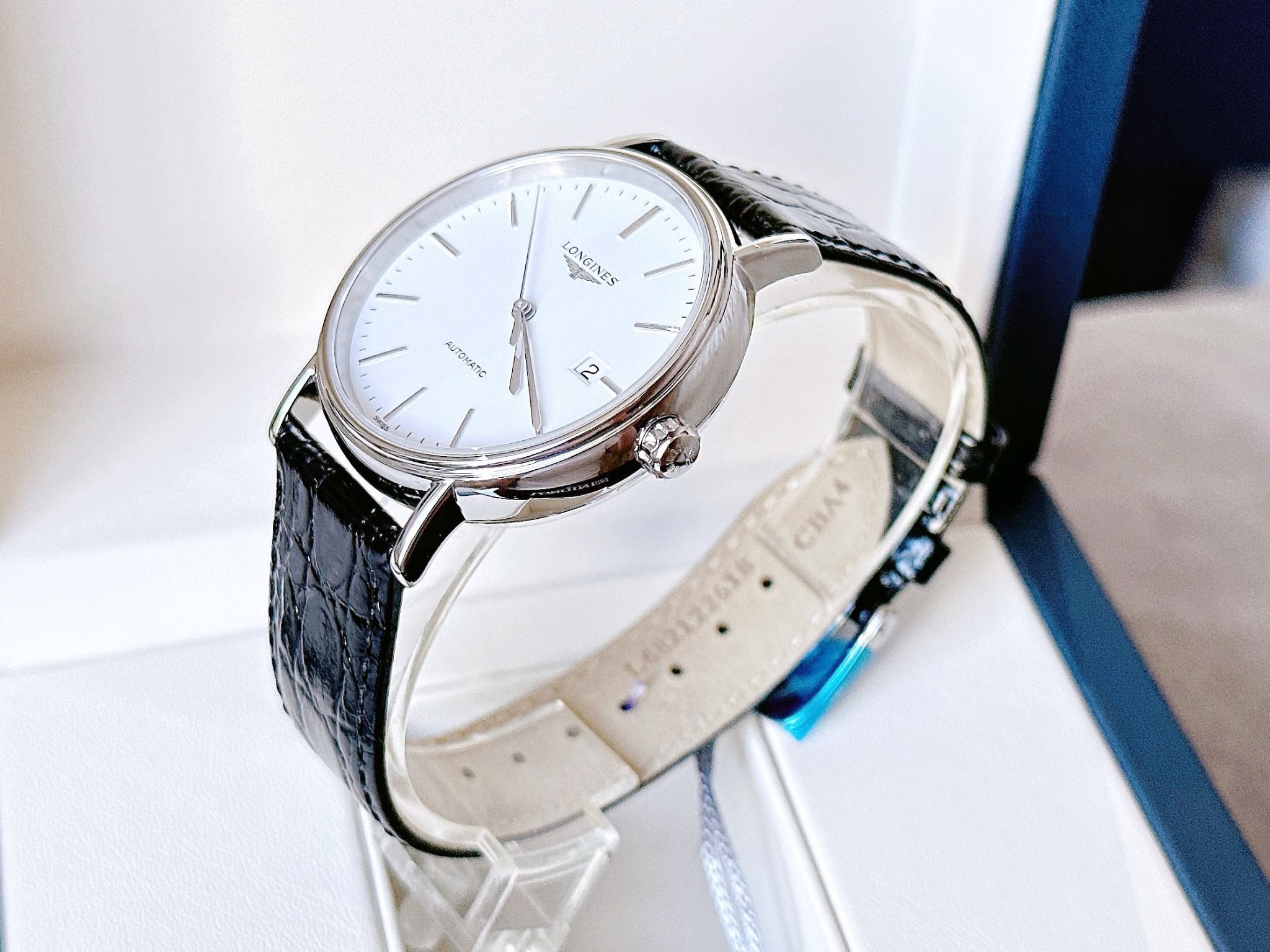 Longines Presence Classic Automatic L4.922.4.12.2 ( L49224122 ) - Nam ...