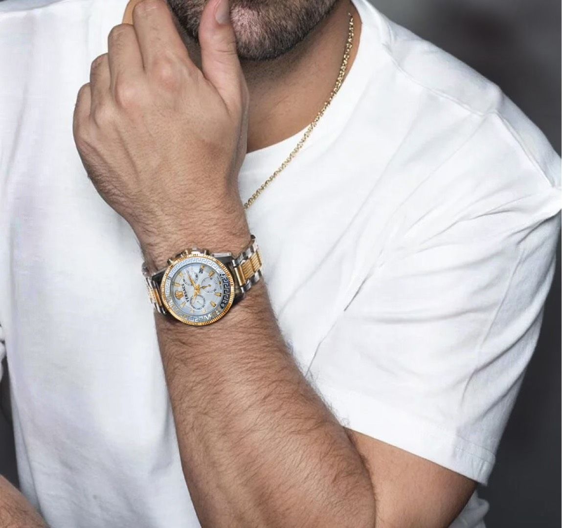 Versace V-Race Black Dial 43mm VE2B00221 - Đồng Hồ Nam – PhongWatch