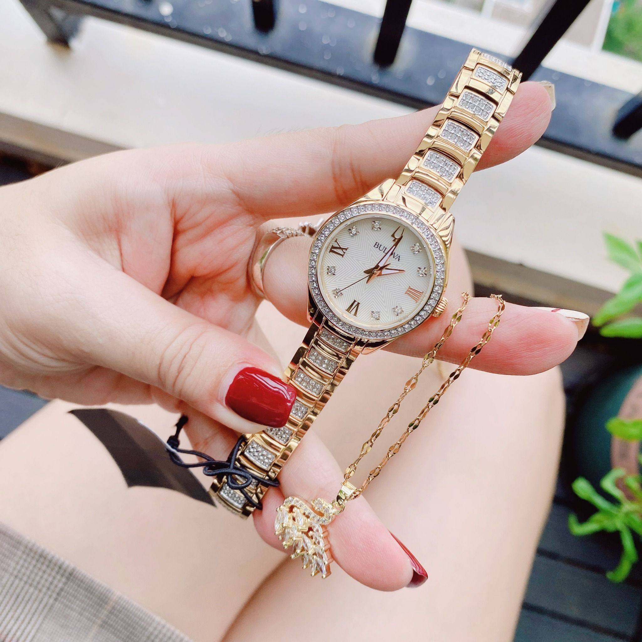 Bulova Quartz 98L306 Crystal Quartz White Dial Ladies Watch - Đồng Hồ ...