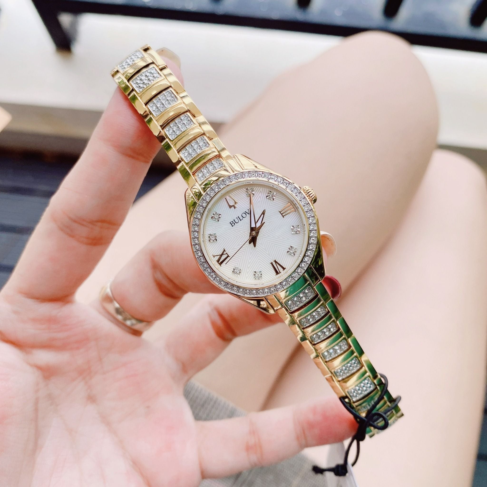 Bulova Quartz 98L306 Crystal Quartz White Dial Ladies Watch - Đồng Hồ ...