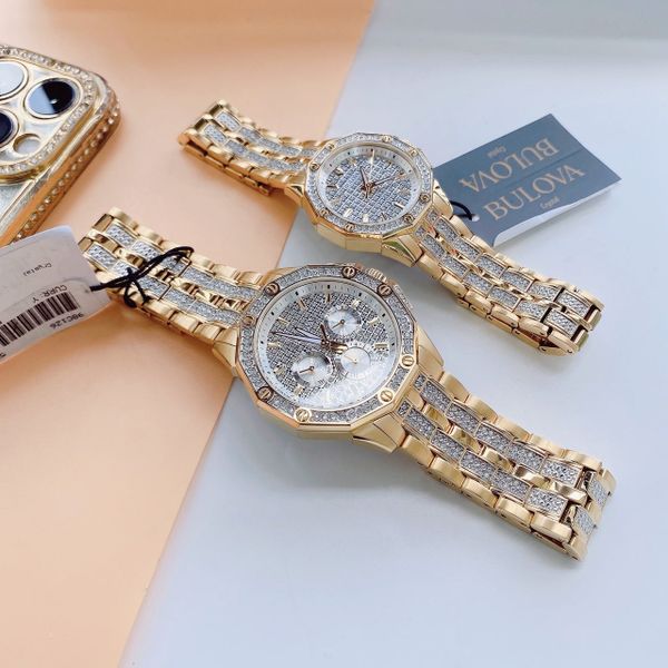 Bulova Quartz 98C126 và 98L302- Đồng Hồ Cặp – PhongWatch