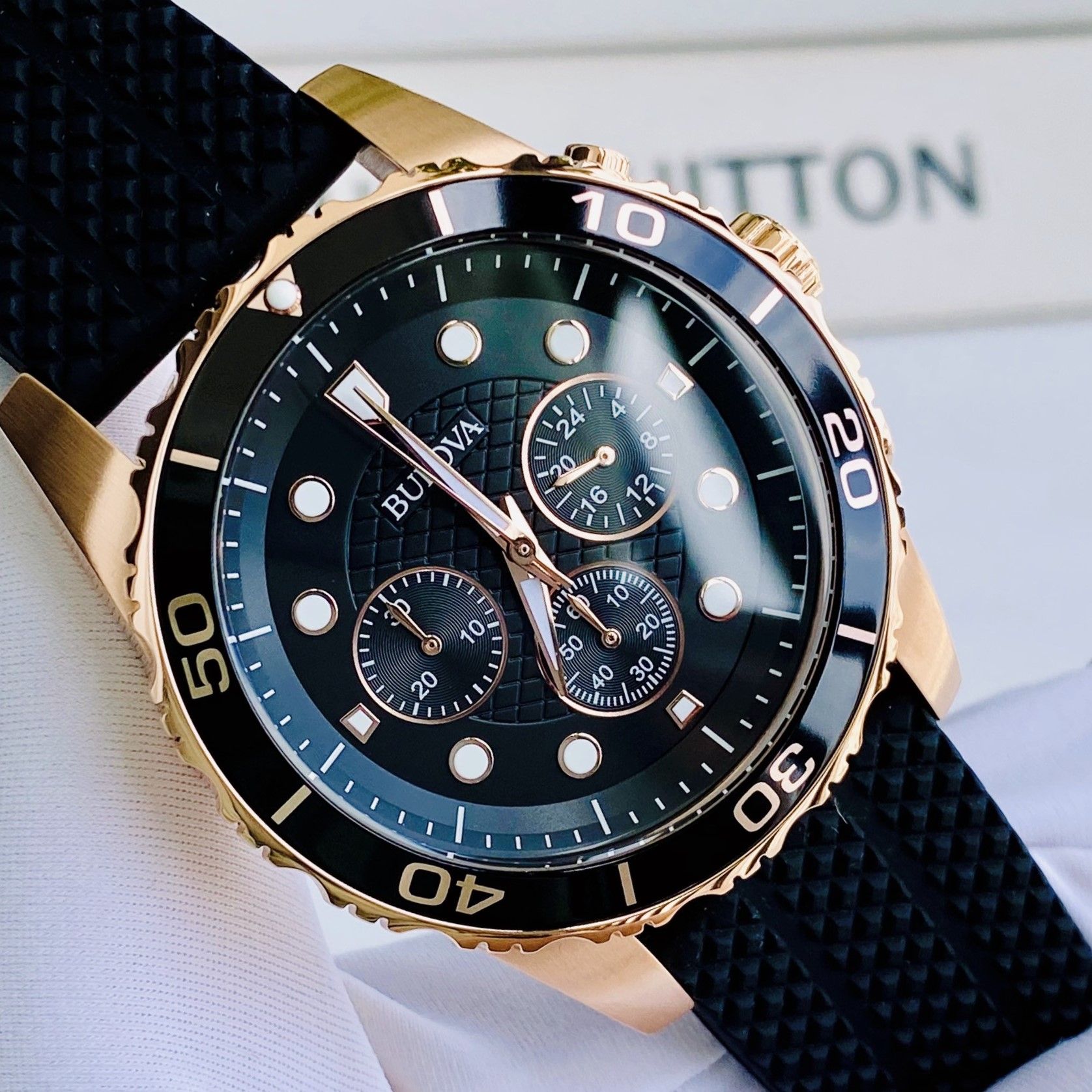 Bulova Quartz 98A192 - Đồng Hồ Nam – PhongWatch