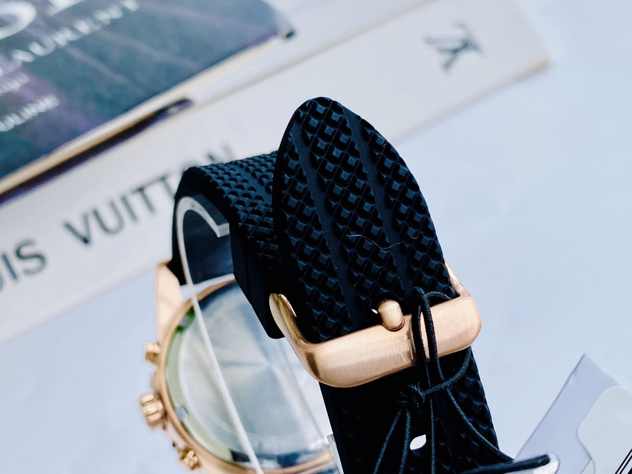 Bulova Quartz 98A192 - Đồng Hồ Nam – PhongWatch