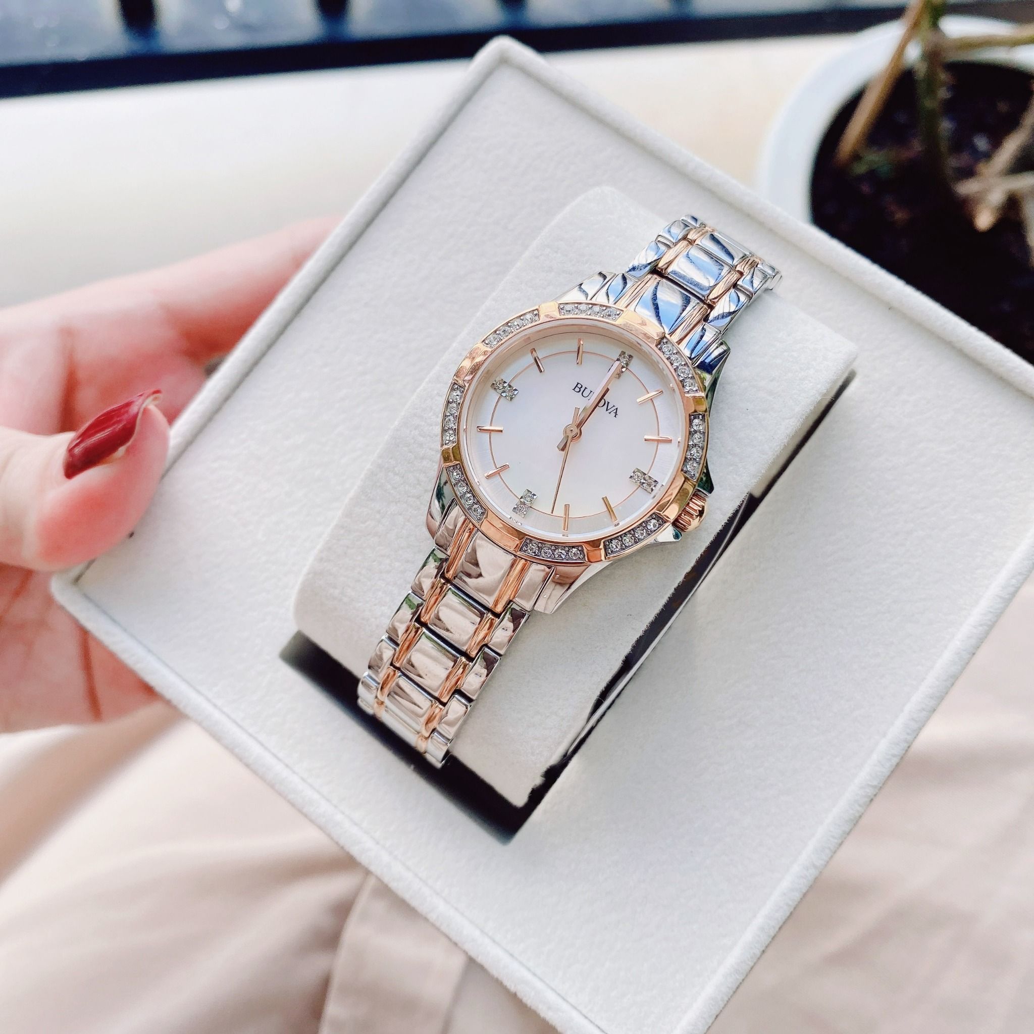 Bulova Quartz 98L209 - Đồng Hồ Nữ – PhongWatch