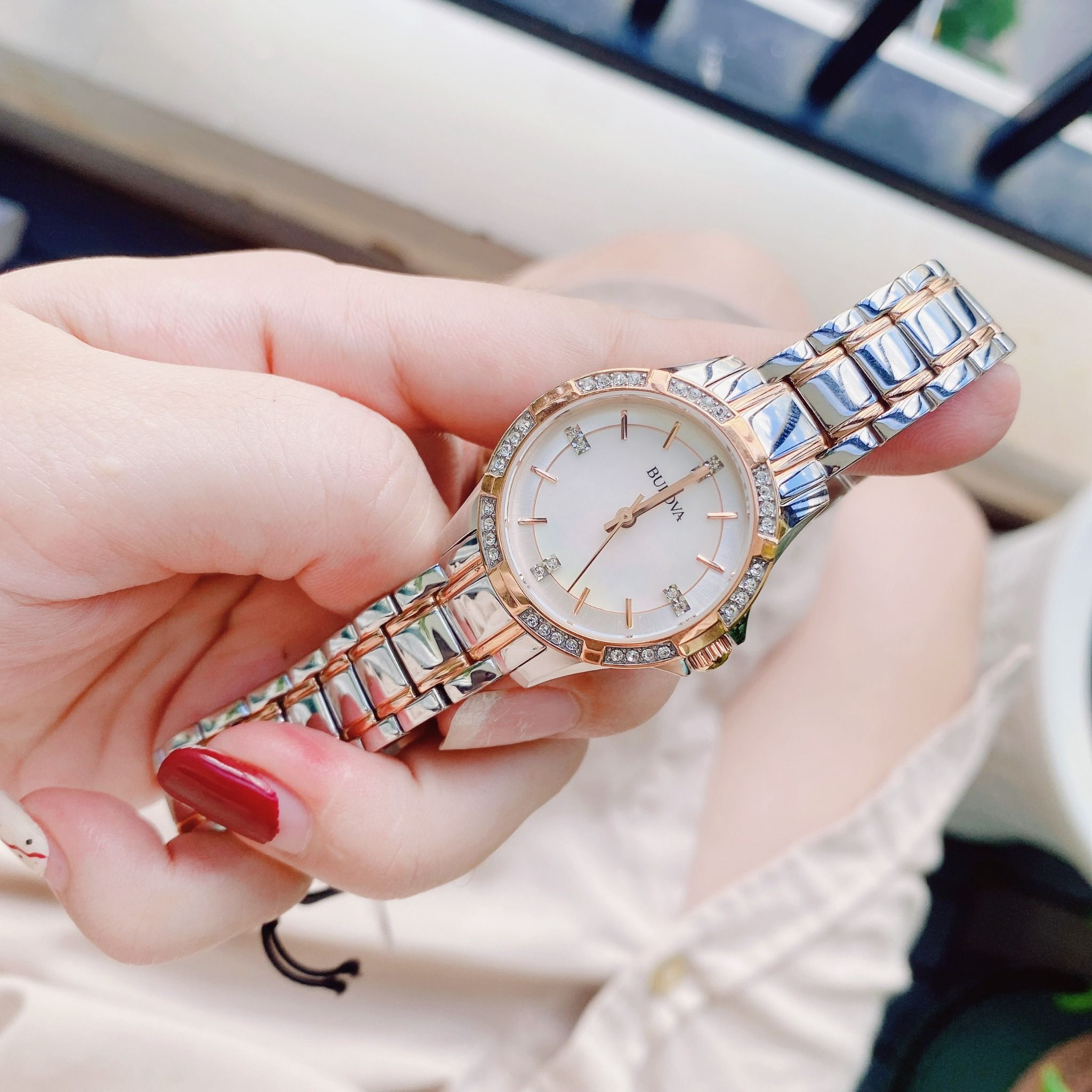 Bulova Quartz 98L209 - Đồng Hồ Nữ – PhongWatch