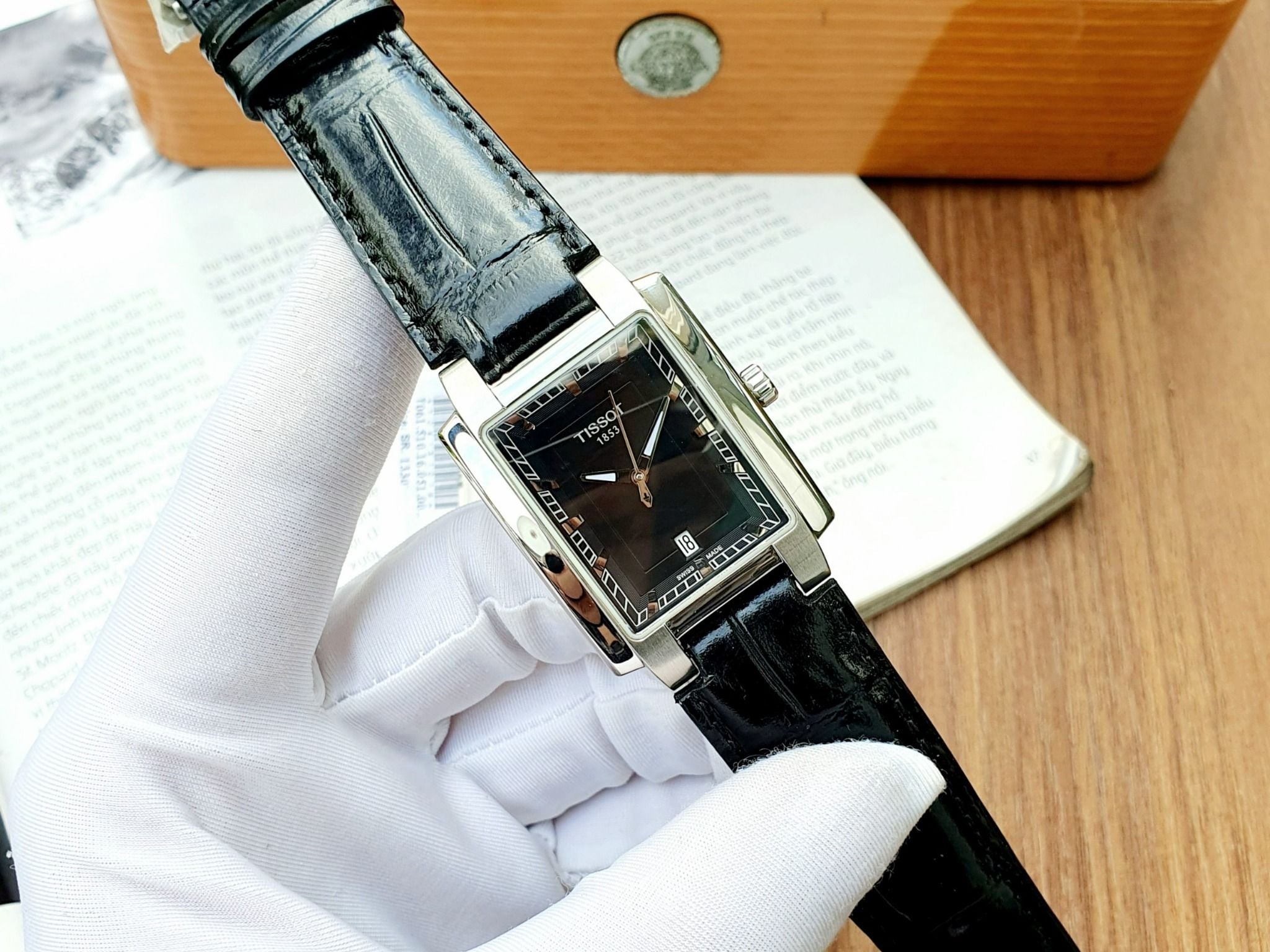 Tissot Quartz T061.510.16.051.00 - Đồng Hồ Nam – PhongWatch