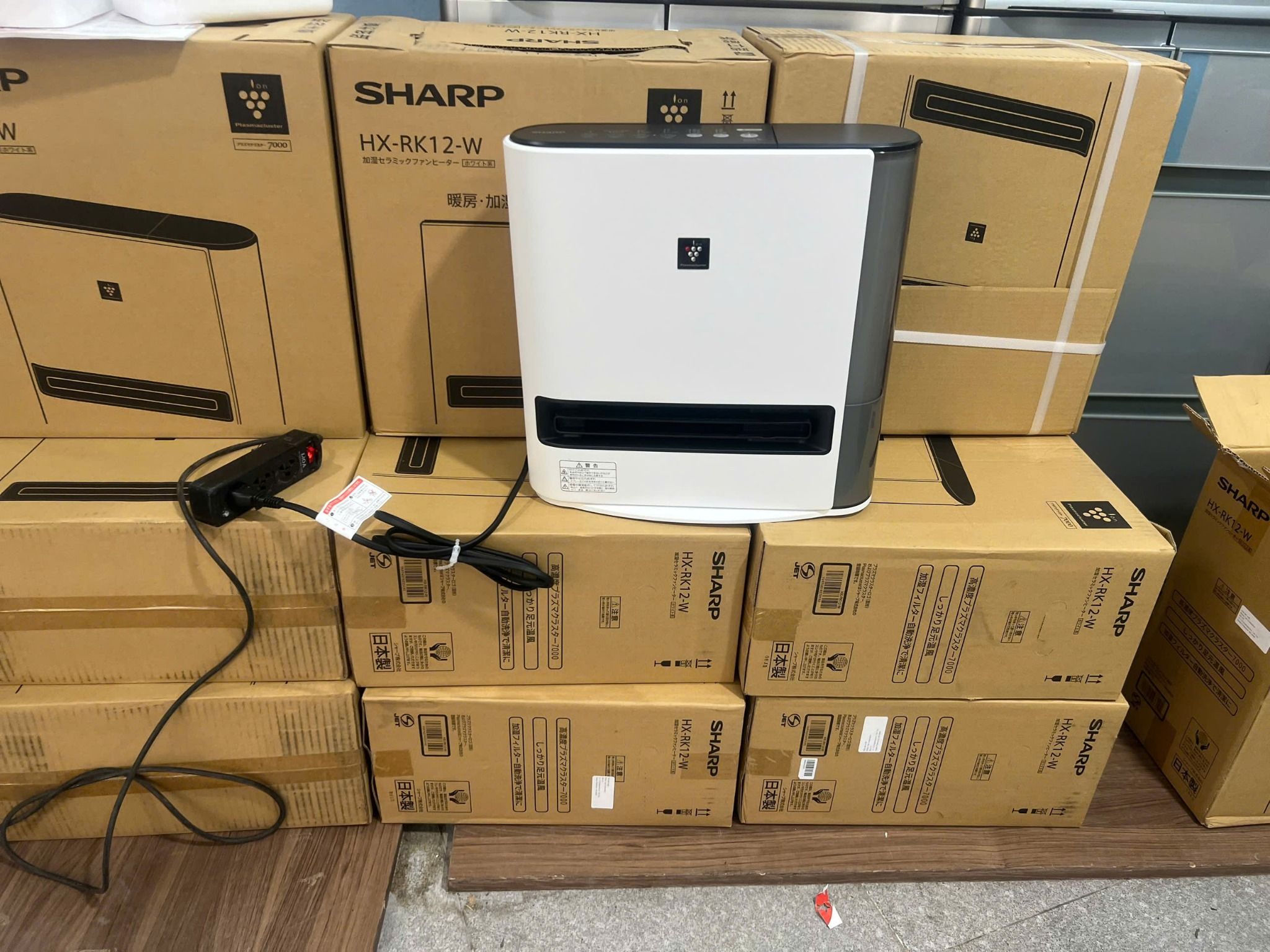 (New) Máy sưởi gốm tạo ẩm Sharp HX-RK12 – ⭐ Gia dụng Nhật .vn