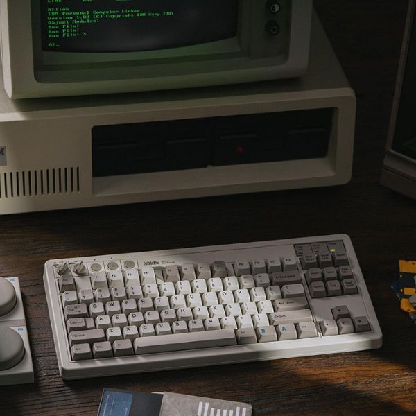 Bàn phím cơ 8BitDo Retro Mechanical Keyboard - M Edition – nShop - Game ...