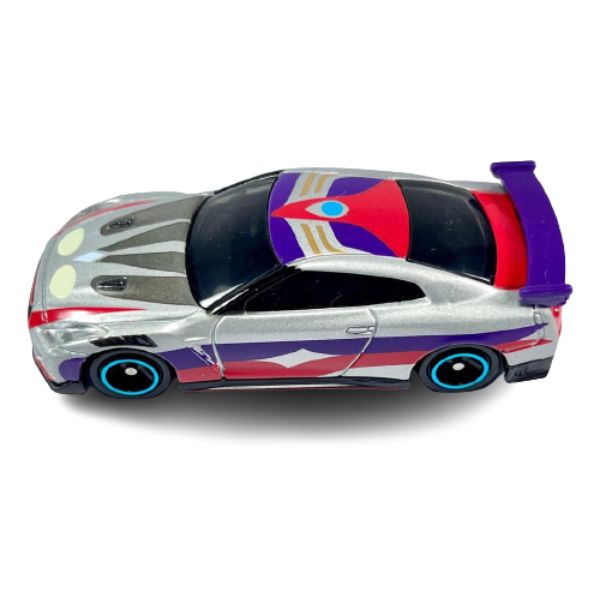 Đồ chơi mô hình xe Tomica UTR-01 Ultraman Tiga Multi Type – nShop - Game & Hobby