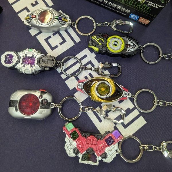 Móc khóa Kamen Rider Belt Keychain Luminous Vol 1 Blind Box – nShop ...