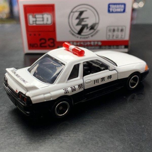 Event Model No. 23 Nissan Skyline GT-R BNR32 Patrol Car Type – nShop - Game & Hobby