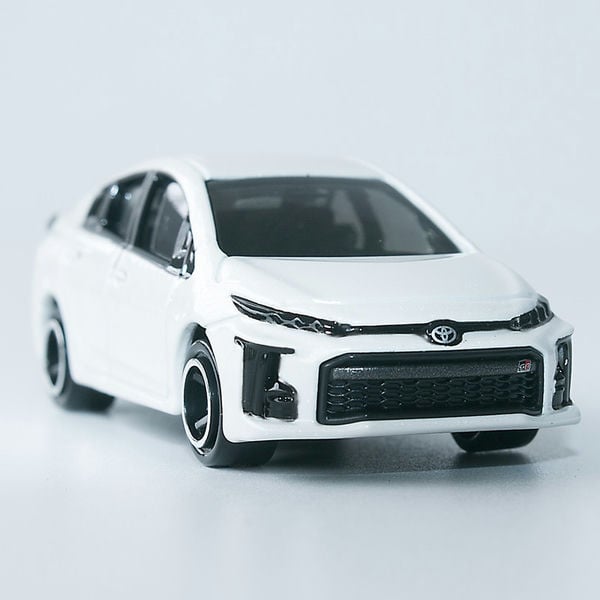 Mô hình xe đồ chơi Tomica No. 76 Toyota Prius PHV GR Sport – nShop - Game & Hobby