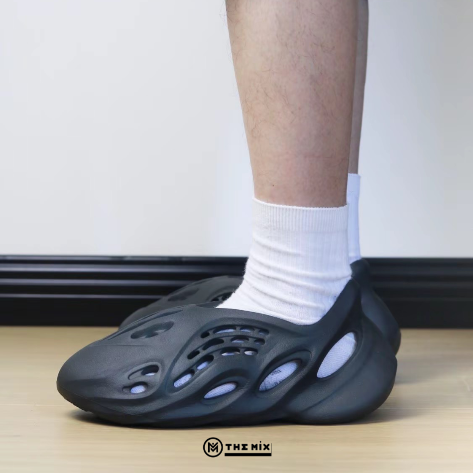 Adidas Yeezy Foam Runner RNR Onyx 'Black' - HP8739 - Hàng Chính Hãng ...