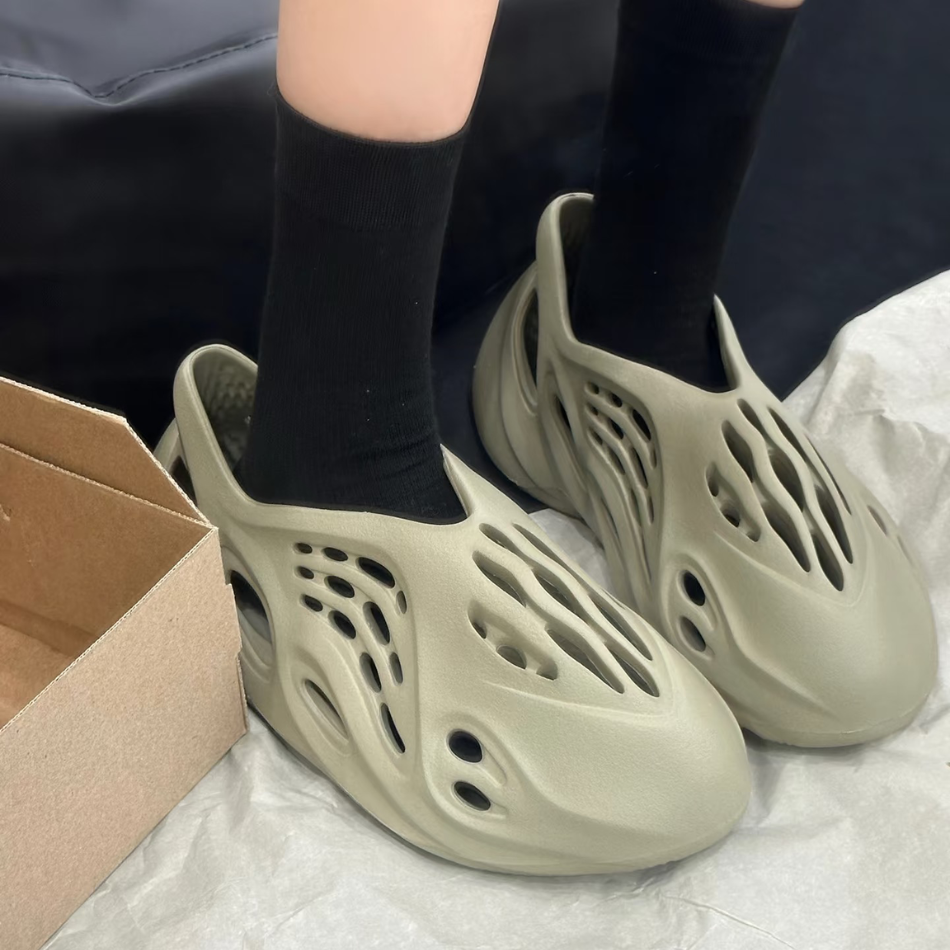 adidas Yeezy Foam Runner Stone Salt - GV6840 - Hàng Chính Hãng – The ...