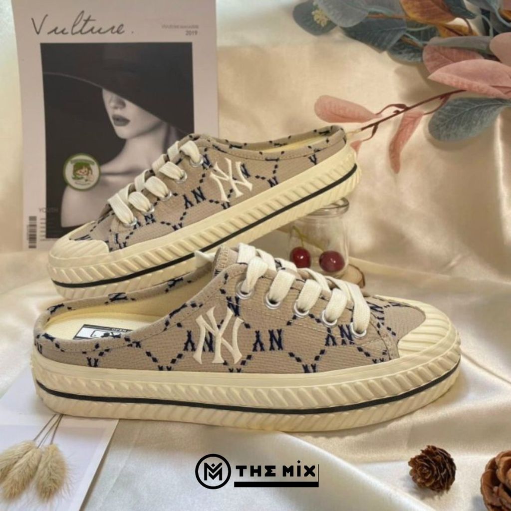 MLB Mule Playball Dia Monogram Beige - Chính Hãng - 3AMUMDA2N-50BGS ...