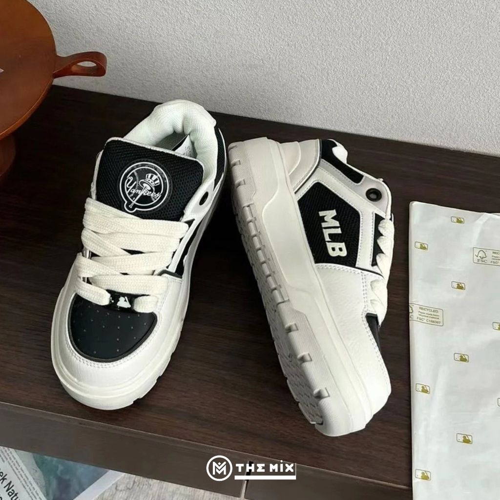 MLB Chunky Liner Wide NY Yankees_Mã: 3ASXCLW4N-50BKS - Hàng Chính Hãng – The Mix - Hàng Chính Hãng