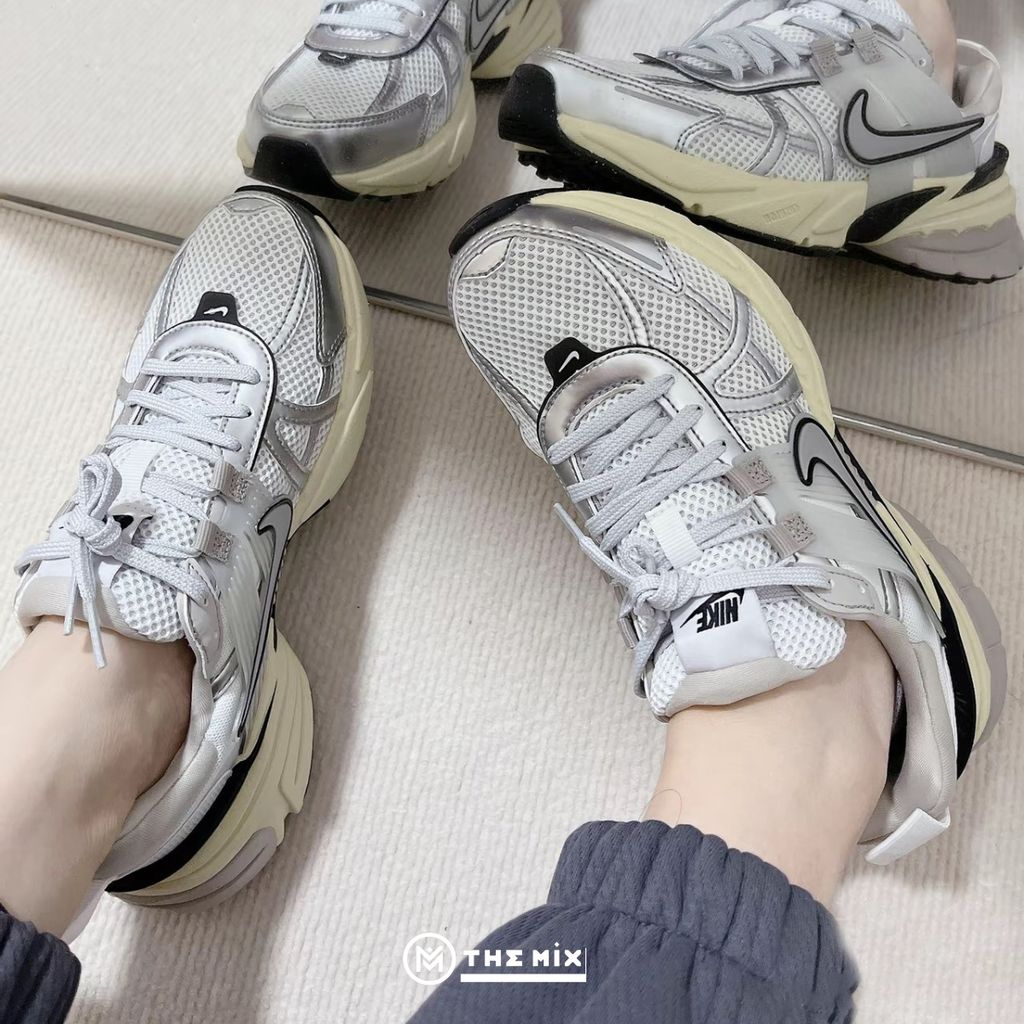 Nike V2K Run Summit White Metallic Silver - Mã FD0736-100 - Chính Hãng ...