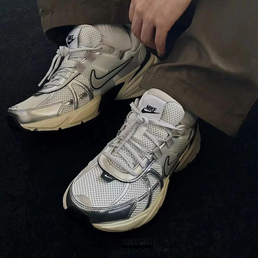 Nike V2K Run Summit White Metallic Silver - Mã FD0736-100 - Chính Hãng ...
