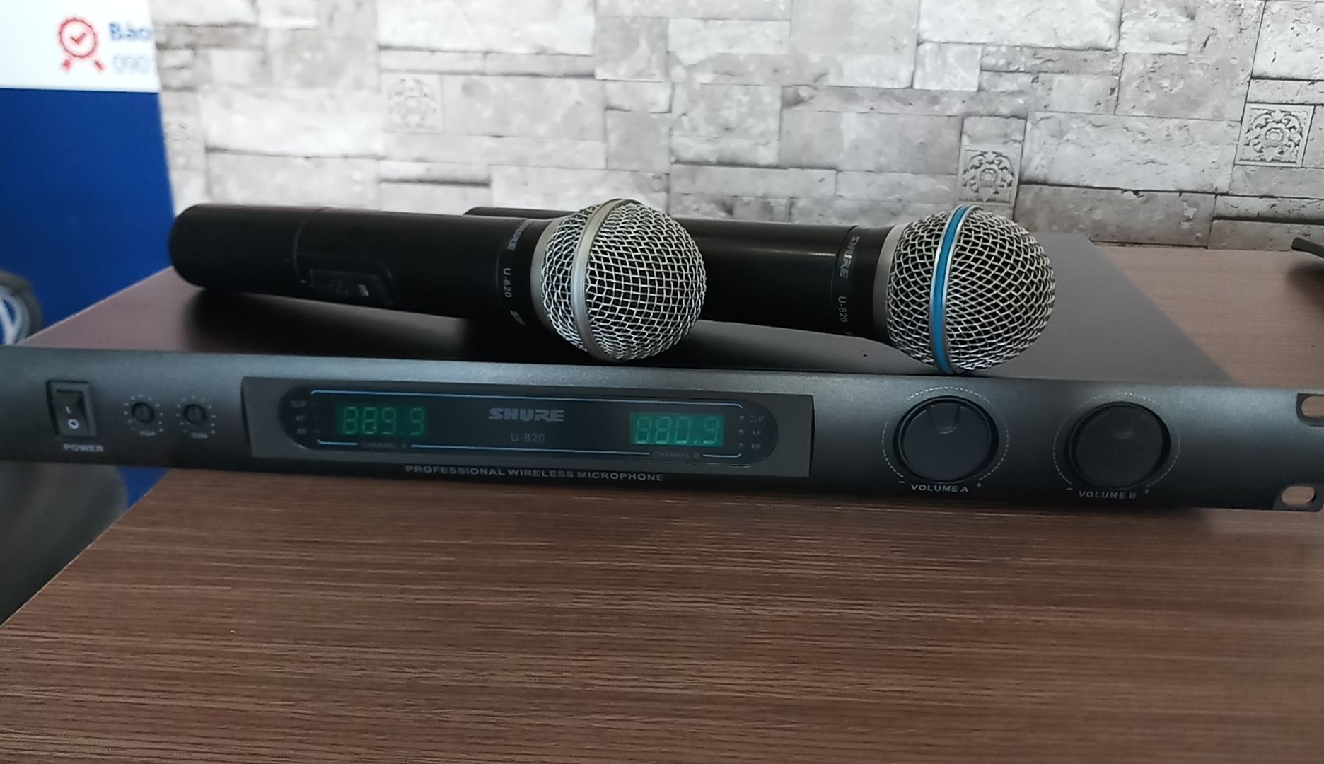 Micro Shure U820 - Hàng Trưng Bày – VIDIA