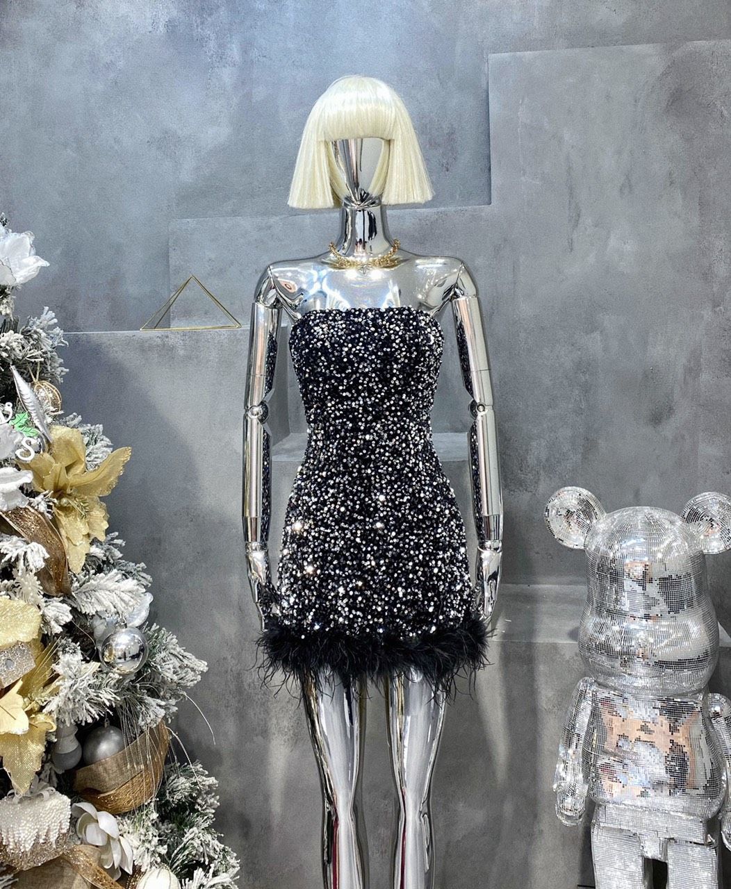 Luxy 163 – La Belle Store