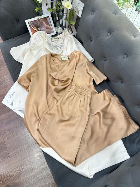 Luxy 230 – La Belle Store