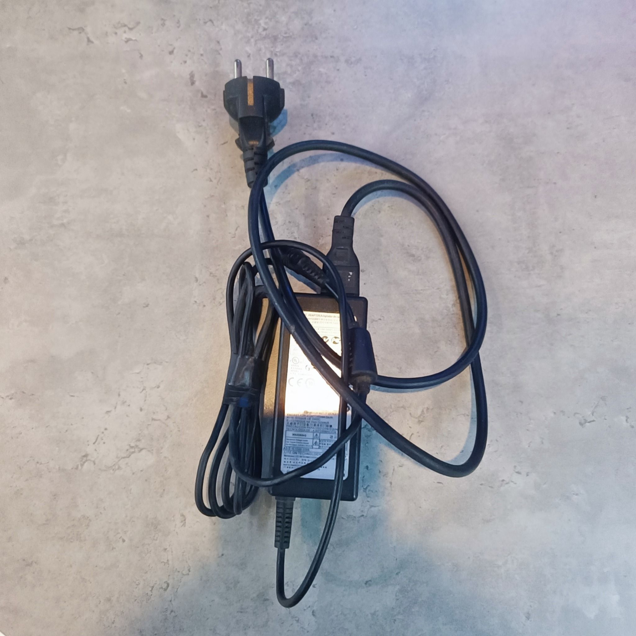 LAPTOP SAMSUNG RV409 CORE I3-M380 | RAM 2GB | HDD 320GB | INTEL HD GRA ...