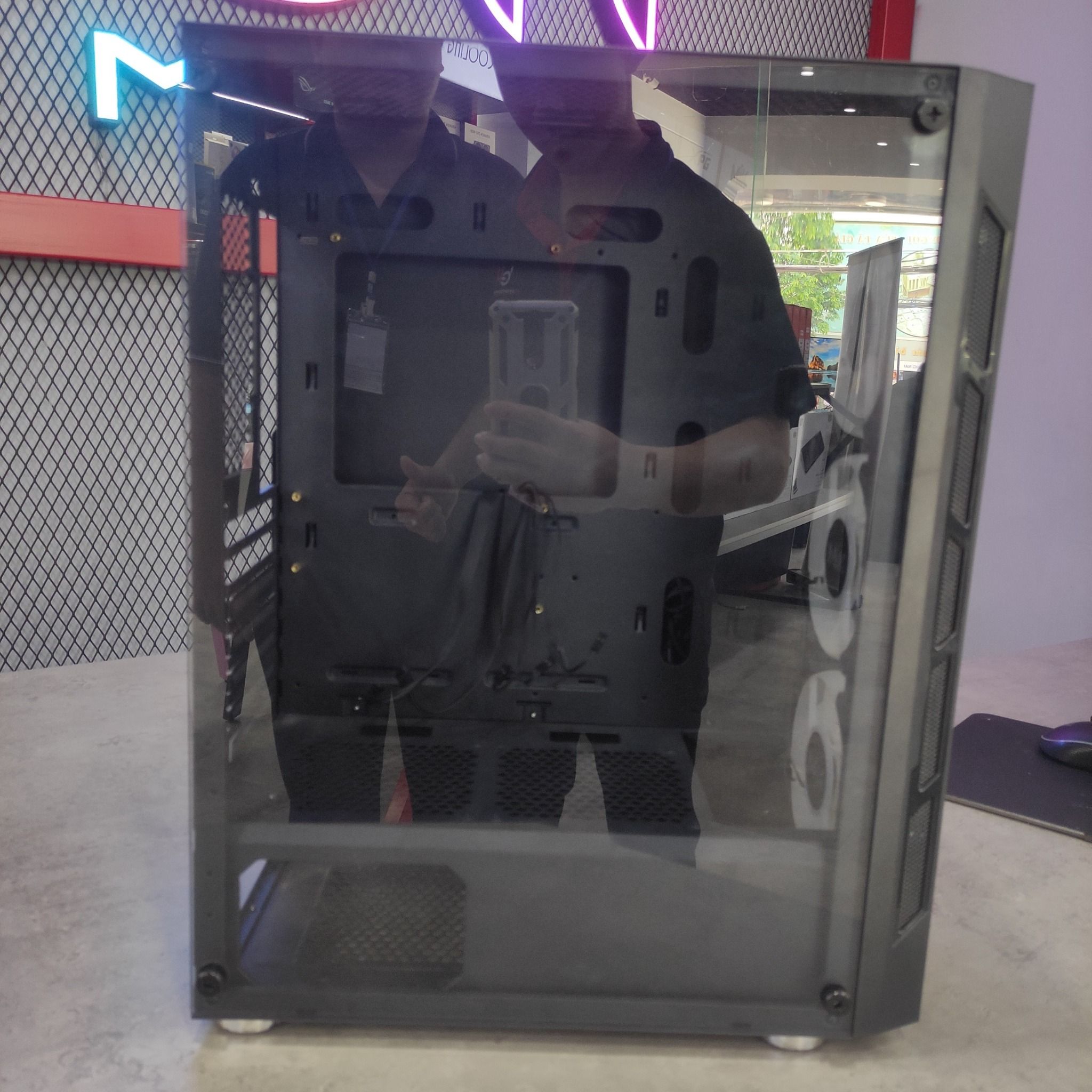 CASE MIK TN10 MID TOWER GAMING BLACK 2ND – Máy Tính Biên Hòa