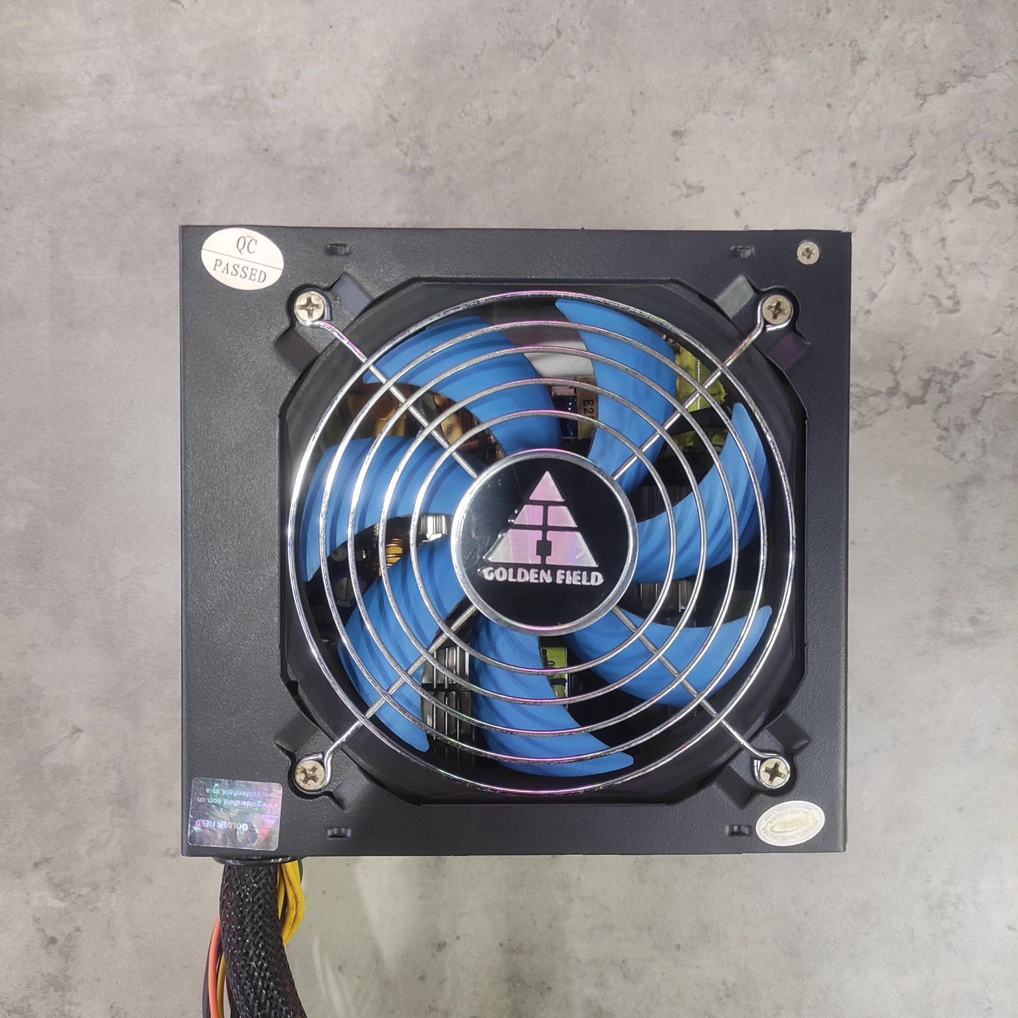 PSU GOLDEN FIELD 400W BH 1 THÁNG – Máy Tính Biên Hòa