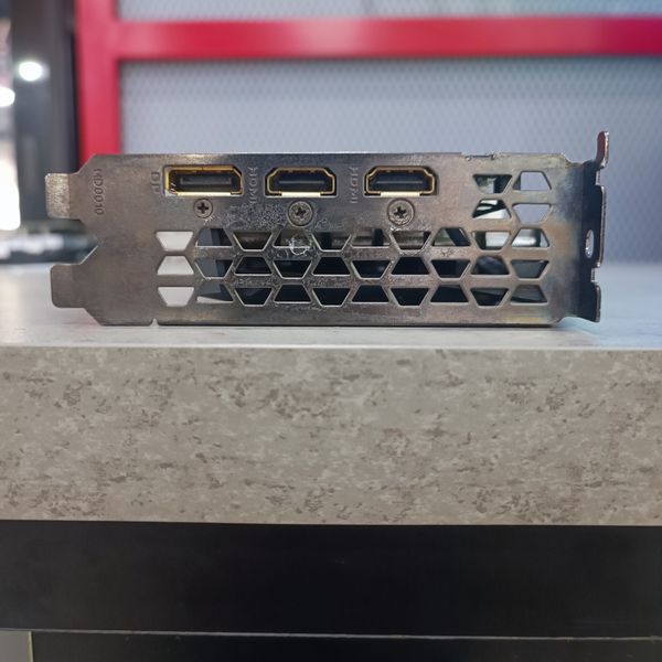 VGA GIGA GTX 1650 2 FAN BH 1 THÁNG – Máy Tính Biên Hòa