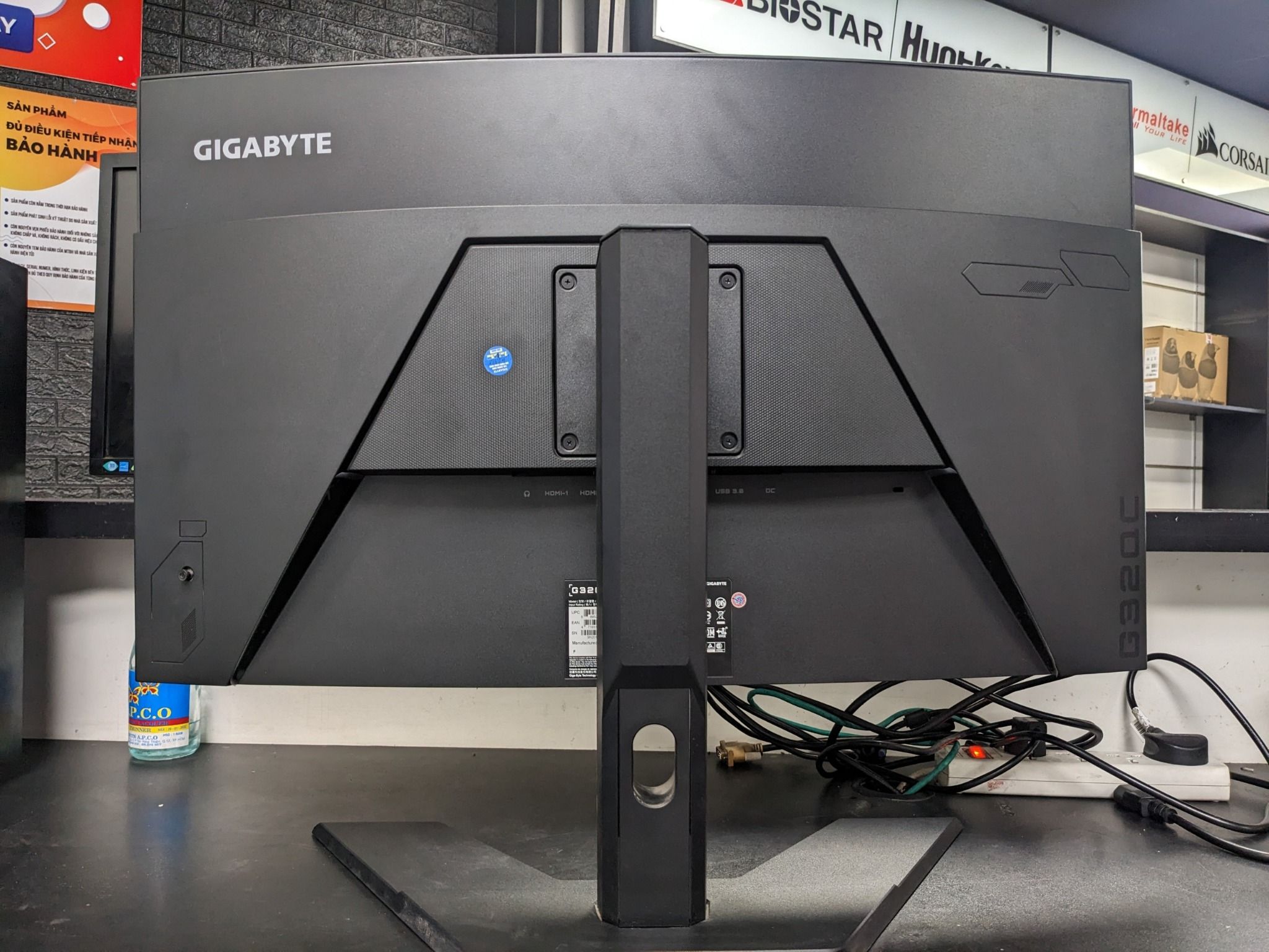 MÀN HÌNH LCD GIGABYTE G32QC A 32" VA 2K 165Hz CONG CHUYÊN GAME - 2ND F ...