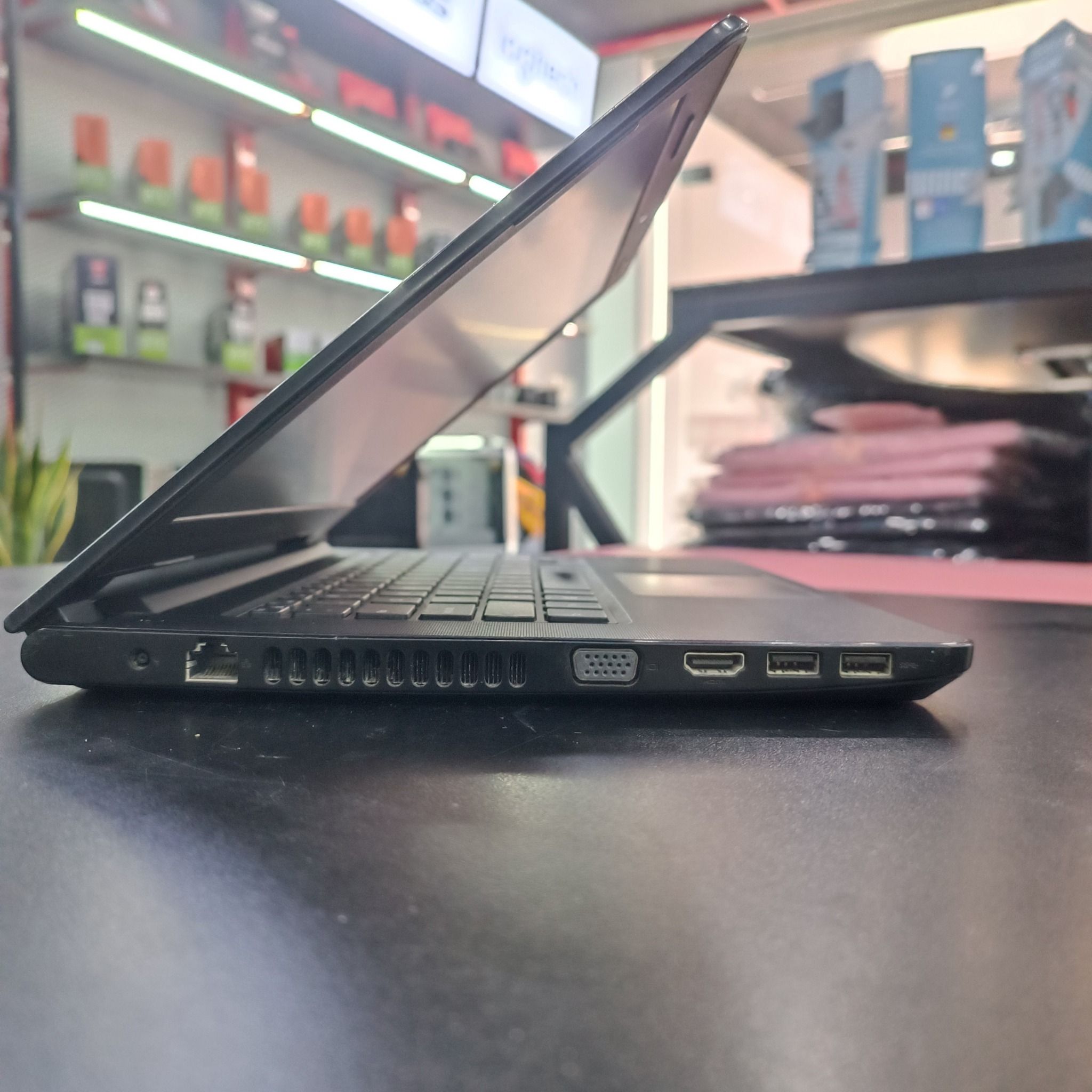 LAPTOP DELL VOSTRO 3478 CORE i5-8250U | Intel(R) UHD Graphics 620 | 4G ...